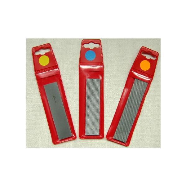 Snoli　ショート　ファイル / サイドエッジ用/粗目　切れ味は　見事ですサイド仕上げにファイルガイドに付けて使用します　Snoli　社　の　クロム加工　ファイルですSize;　120×24ｍｍ      S / 粗目　11teeth/c...