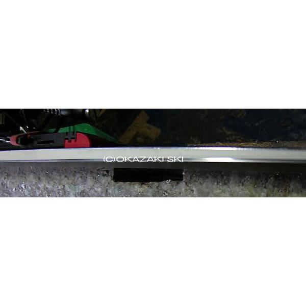 主に　アイスバーンで使用することが前提ですスキーを　充分　タワませることが出来る　レーサー　に「サイド仕上げ」（写真左）＝エッジは手仕上げにより、鏡面にする事でターン時の抵抗を軽減しタイムアップ!!切れ味も良くなります。      　片道　...