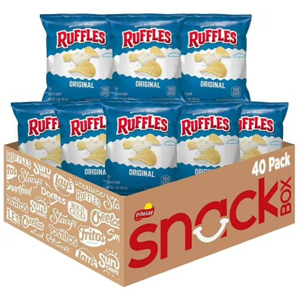 フリトレーの人気商品「ラッフルズ ポテトチップス」の1オンス（約28g）入り小袋が、たっぷり40袋入ったマルチパックです。ザクザクとした食感と、波型カットが特長のクラシックなポテトチップスは、そのままでもディップと合わせても楽しめます。 個...