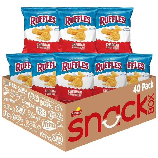 フリトレーの人気フレーバー「ラッフルズ チェダー＆サワークリーム」のポテトチップスをたっぷり楽しめる、40袋入りの大容量マルチパックです。1袋あたり約28gの食べきりサイズで、持ち運びやすく、いつでもどこでも気軽に楽しめます。 厚めの波型カ...