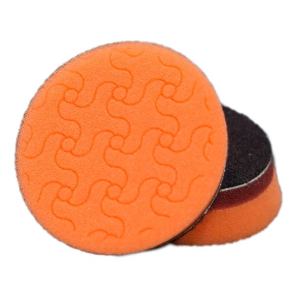 主に仕上研磨を得意とするウレタンバフです。コシがあり程よい反発のパープルウレタンと柔らかいオレンジウレタンの二層構造で手裏剣形の切込みが入っています。重量バランス、圧の二段階調整ができるように作成しております。切込みがうまくコンパウンドをと...