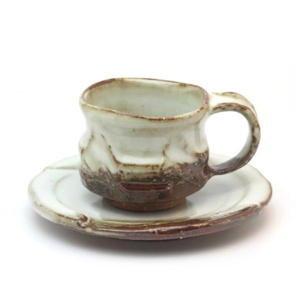 ■作家：椋原　佳俊（むくはら　かしゅん）1967年、萩焼に入る。1972年山口県美術展入選、1974年九州・山口陶磁展入選、移行連続入選。1980年以降、東京・大阪を中心にギャラリー、百貨店にて個展を開催。伝統的技法を生かしつつ、現代的感覚...