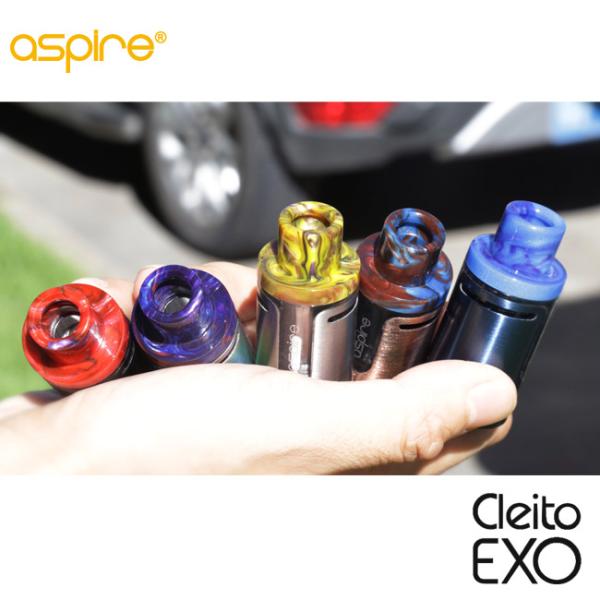 爆煙アトマイザーAspire - Cleito EXO（アスパイア・クリート・イーエックスオー）専用のドリップキャップです。マーブル調が美しいレジン（樹脂）製で、全く同じ模様は2つとありません。色の系統ごとにD1〜D5まで分かれていますので...