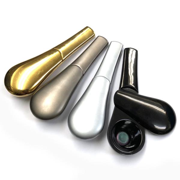 シンプルなデザイン、掃除も簡単、スクリーン不要という超画期的なマグネットパイプ、Journey Pipe3のクローン品です。全てしっかりとした専用ケース入りで、コピー品とは思えぬしっかりとした作りで人気の一品です。ただ細かい部分の精巧さや綺...