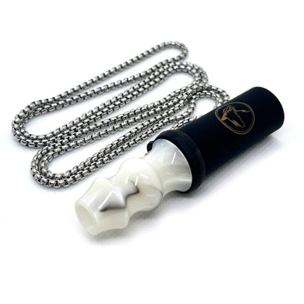 Wolf Coolvape製 シーシャ、フーカーを使う時のパーソナル・マウスピースです。ストラップ付きで、自分専用として使うことができます。チェーンストラップは簡単に着脱可能。ホースに装着する部分は伸縮する耐熱シリコン製なので、先端に被せた...