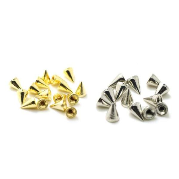 サイズ：高さ10mm×直径7mm個数：約100個セット靴やベルト、洋服に簡単に取り付けられる、クールでかっこいい、存在感抜群のスタッズ(鋲)100個セットです。2mm程度の穴を開け、ドライバーで取り付けるだけでOKです。ネジの皿は約0.5m...