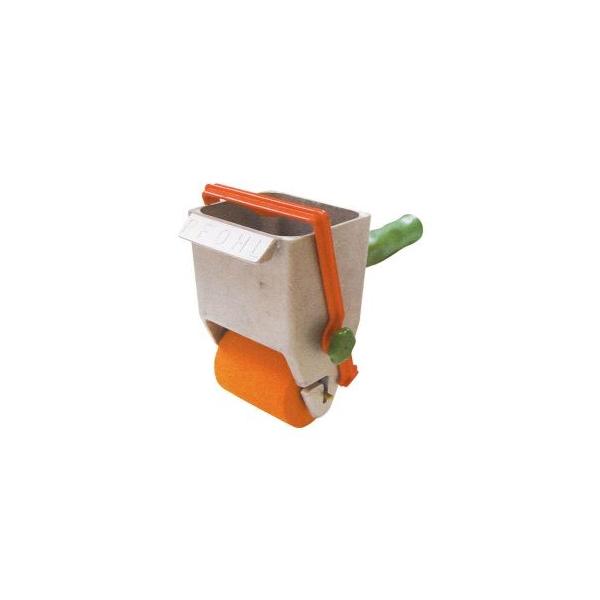 【キンダイマシン ドイツ製 手動糊付機 1005】●軽便な糊付器です。●塗布量がむらなくきれいに塗布出来ます。●あらゆる形状でもらくらく塗布出来ます。●ゴムロールは使用後水洗をして絞って陰干しにして下さい。●ゴムロールは水の中に漬けないで下...