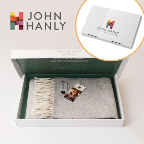 商品詳細・サイズ:幅約40cm×縦約26cm×高さ約4.5cm・仕様:JOHN HANLYのマフラーに対応したサイズの純正ギフトボックス          段ボール素材にプリント加工を施した簡易ギフトケースです          ※段ボール...