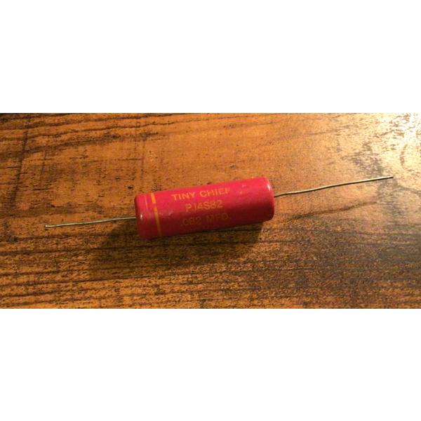 Spragueよりもカラッと明るいハイクオリティコンデンサ。Cornell シリーズ※Black Cat : スタンダードなバイト感、レンジが低音まで広く、枯れた感じが強い。※Greenie : Black Catと似ているが、若干バイト感...