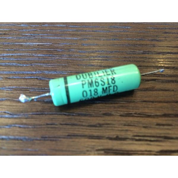 Spragueよりもカラッと明るいハイクオリティコンデンサ。Cornell シリーズ※Black Cat : スタンダードなバイト感、レンジが低音まで広く、枯れた感じが強い。※Greenie : Black Catと似ているが、若干バイト感...