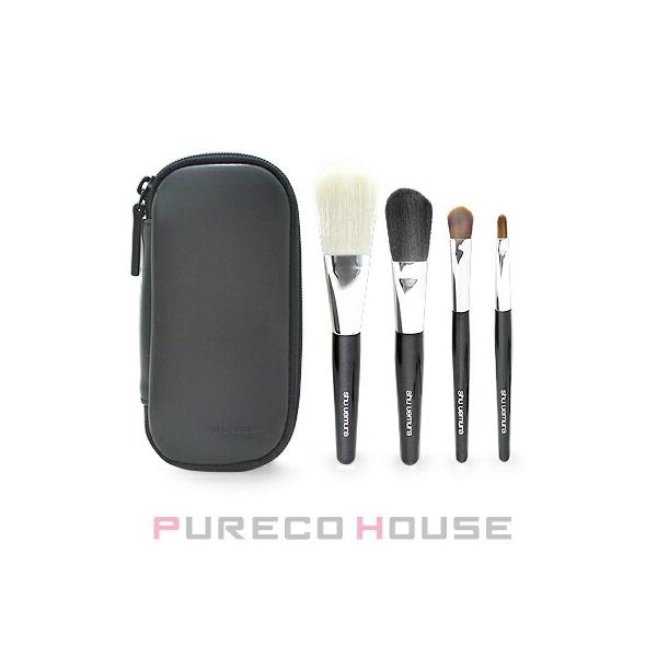 携帯に便利なサイズのブラシセット★メイクアップのために不可欠な4種のブラシ！優れた機能性と美しいフォルムを兼ね備えたシュウウエムラのセットブラシが、アーティストの手指で化粧を施したかのような美しい仕上がりへと導きます。・フェイス ブラシ・チ...