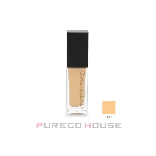 頬の上にツヤを生み出して。立体感を操り、顔立ちまでフレッシュにまるでハイライトのように、高い部分に光を集めてリフレクトさせリフトアップしたような洗練のメリハリを作る。肌と一体化する薄膜でコンフォートにカバーし丁寧にスキンケアをしたようなライ...