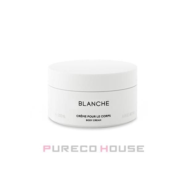 長い一日を過ごした後に新しいシーツの下に滑り込んだ体、バスケットいっぱいのランドリー、清潔感を思い起こさせます。柔らかさと強さの両方を追求したブランシュは、親密な表現と、純粋さの中に力強さを感じさせます。ボディクリームは肌にしみ込むようにな...