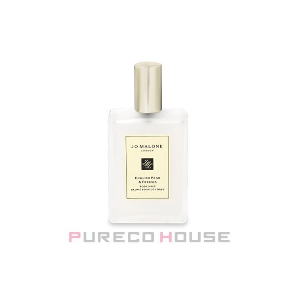 節度あるスタイル。それを定義するのは、意外性を秘めた洗練された感性。上品なテイストに見え隠れする、かすかな冒険心。時を超えたエレガンスには、ウィットや独創性がつねに巧みに織り込まれています。ジョー マローン ロンドンの伝統や心は、まさに、英...