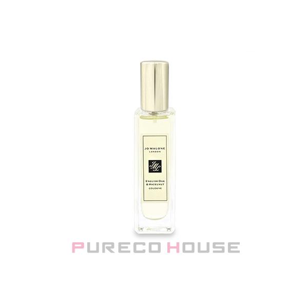 節度あるスタイル。それを定義するのは、意外性を秘めた洗練された感性。上品なテイストに見え隠れする、かすかな冒険心。時を超えたエレガンスには、ウィットや独創性がつねに巧みに織り込まれています。ジョー マローン ロンドンの伝統や心は、まさに、英...