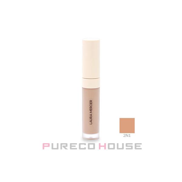 肌をケアしながら、まるで美しい素肌に着替えたかのようにナチュラルなのに悩みの見えない肌を生み出すスキンケアコンシーラーです。肌表面の微細な凹凸をフラットに整えてシームレスな仕上がりを可能に。ピンク〜ピーチトーンのピグメントを配合し、くすみを...