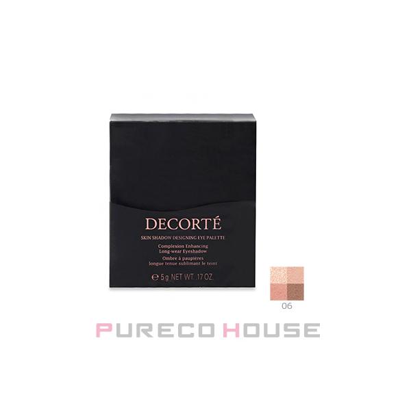 目元に立体的な表情を創り出すスキントーンのアイカラーパレットです♪トレンドや時代に左右されない、スキントーンカラーのみで構成しています。パウダーでありながらもしっとり心地よく肌になじんで、うるおうような艶感を与え、美しい仕上がりをキープしま...