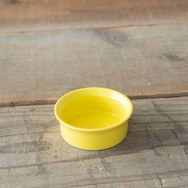 momentシリーズから、シンプルでS/M 2サイズで展開のココット。別売りの240mmプレートとあわせることで、カフェのワンプレートのようなうつわ使いをすることもできます。moment シリーズは、トーストが主役の朝ごはんのためのうつわと...