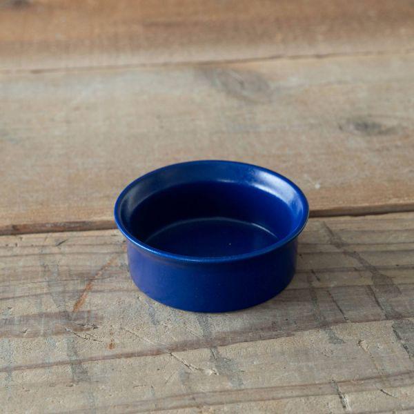 momentシリーズから、シンプルでS/M 2サイズで展開のココット。別売りの240mmプレートとあわせることで、カフェのワンプレートのようなうつわ使いをすることもできます。moment シリーズは、トーストが主役の朝ごはんのためのうつわと...