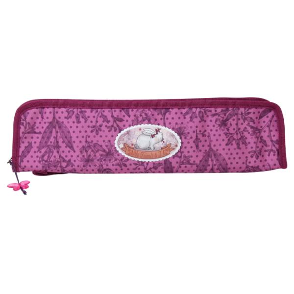 スペインからオシャレでカラフルなキッズアイテムがやってきました♪日本ではなかなかお目にかかれないアイテムなのでおススメです！濃いめのパープルが女の子らしくてとってもオシャレなリコーダーケース！オシャレなリコーダーケースで、音楽の時間もさらに...