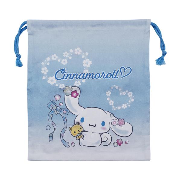 シナモロールの可愛い巾着です。衣類やシューズをたっぷり収納できる大きめサイズ♪体操服はもちろん、大きめの学習道具などを入れるのに便利◎【仕様】本体サイズ：約W310×H350mm材質：綿日本製体操服袋　体操着入れ　上履き　靴　シューズ　給食...