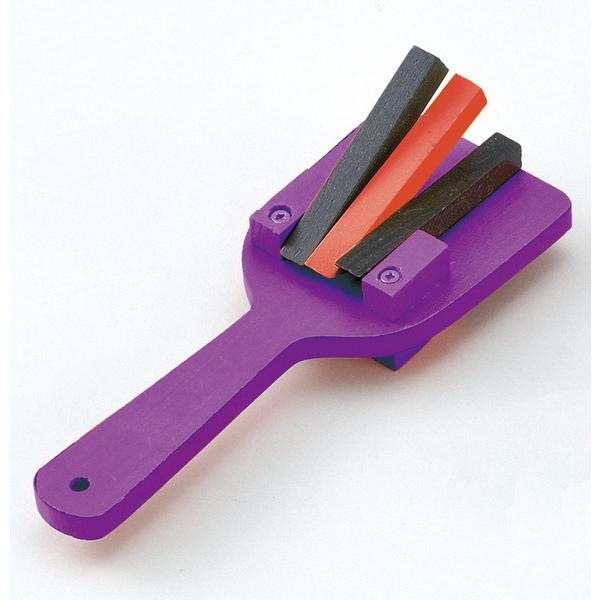 カラー豊富な両面タイプの鳴子！運動会での演舞や応援に活躍してくれます♪表・裏に3連のバチ付きでよく音が出ます◎【仕様】サイズ：80×170×35mm・木製PP※お使いの画面環境により画像の色味に多少の差異が生じます。予めご了承ください。