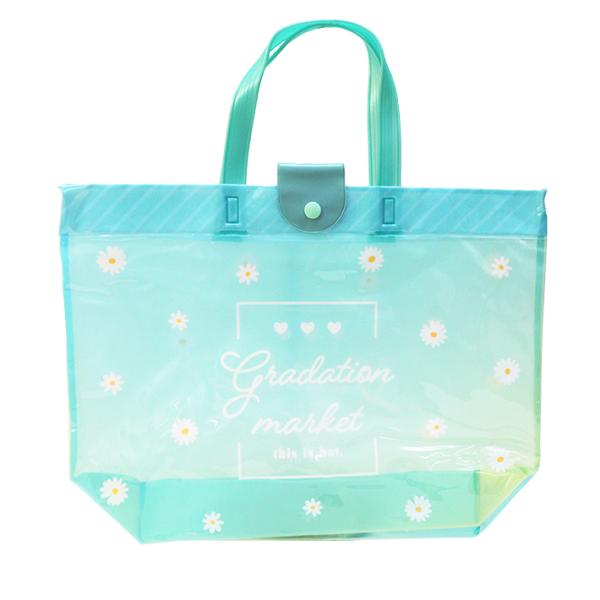 夏の定番アイテム!ビニールトートバッグ♪タオルや水着などプールに必要なものをいれられるバッグです♪大きく開いて中のものを出し入れしやすい◎ボタンで留めるだけだから開け閉めも簡単！【仕様】サイズ：約W365×H280×D100mm(持ち手含ま...