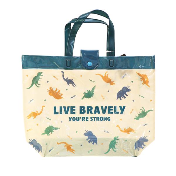 夏の定番アイテム!ビニールトートバッグ♪タオルや水着などプールに必要なものをいれられるバッグです♪大きく開いて中のものを出し入れしやすい◎ボタンで留めるだけだから開け閉めも簡単！【仕様】サイズ：約W365×H280×D100mm(持ち手含ま...