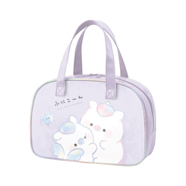 シンプルで持ちやすいボストンバッグ型のプールバッグ！完全透明ではないので、中が透けにくくて安心♪折りたたみ可能な底板付きなので、コンパクトに収納できます◎【仕様】本体サイズ：約W320×H220mm×D100mm材質：PVC、エナメルカバン...