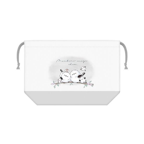 ファンシーなデザインがかわいいランチ巾着が登場！マチがあるのでお弁当箱を安定して入れることができます♪シワになりにくく乾きやすいのでアイロンも簡単◎【仕様】本体サイズ：約W280×H190×D75mmパッケージサイズ：約W170×H245m...