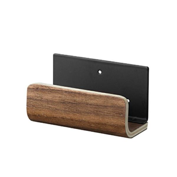 神札や破魔矢の定位置に、木目が美しい神札ホルダー！1枚神札を収納できるシングルタイプです。お手持ちの押しピンで固定可能！【仕様】商品サイズ：約W8.5×H5×D4.5cm商品重量：約100g品質表示：本体・スチール（粉体塗装）、天然木積層合...