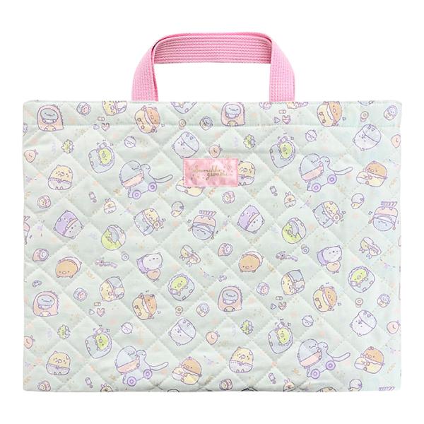 入園・入学準備におすすめのキルトチャームバッグが登場！キルト製なので破れにくく丈夫です♪体操服入れやおけいこバッグとしてなど様々なシーンで活躍します◎【仕様】サイズ：約410×290mm(持ち手：85mm)材質：綿お道具箱入れ　小学校　小学...