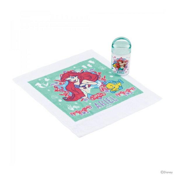 行楽や普段使いに便利なおしぼり＆ケースセットが登場♪ふたが開けやすいハンドル式になっています。濡れたおしぼりを凍らせて保冷剤代わりにも！【仕様】ケースサイズ：約W58×H125×D44mmおしぼりサイズ：約W320×H280mm材質：AS樹...