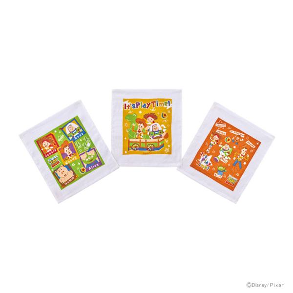便利なおしぼりタオル3枚セットです◎【仕様】商品サイズ：約320×290mm素材：綿100%内容：おしぼり3枚入りかわいい　ランチ　遠足　小学校　幼稚園　トイストーリー※商品写真はサンプルのため、デザイン等若干の差異が生じます。予めご了承く...