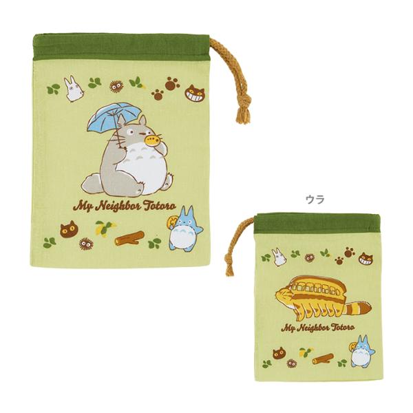 巾着仕様のコップ袋です。ちょっとしたお菓子や小物入れとしても使えます◎【仕様】サイズ：約W148×H205mm材質：綿100％日本製ランチグッズ　弁当　持ち運び　便利　かわいい　スタジオジブリ　映画　学生　子供　こども　大人　女性　女の子　...