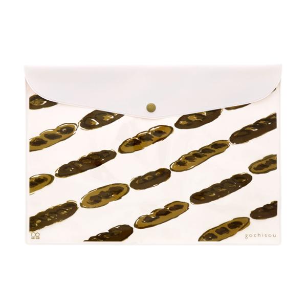 かわいいパン柄のB5サイズのフラットケースです。パンの美味しそうな焼き色や質感など、パンのおいしさがたっぷりと描かれています。スマホや筆記小物を入れて持ち歩くのに便利◎【仕様】本体サイズ：W275×H195×D5mm材質：PVCかわいい　女...