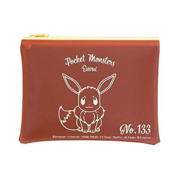 ポケモンのおしゃれなフラットポーチが登場！さらっとした半透明のビニール生地に箔押しがかわいい！スリムでかさばらないので鞄にいれやすくなっています♪【仕様】サイズ：約W200×H145×D15mm材質：非フタル酸PVC片面箔押し加工日本製女の...