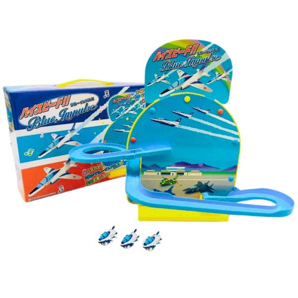 「商品情報」「ハイスピード！！ブルーインパルス MT499」は、リアルなブルーインパルス3機のセットに、走行時に流れる人気曲「デンジャーゾーン」を搭載した電動飛行機おもちゃです。航空機ファンやお子さまが楽しめるこのおもちゃは、簡単なスイッチ...