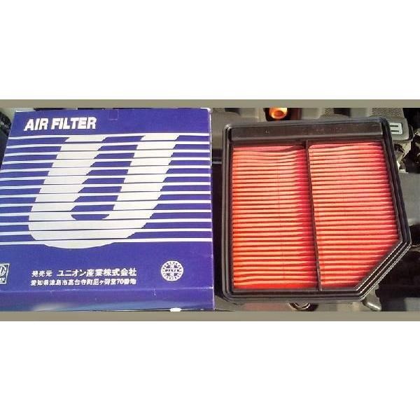 エアークリーナー（AIR ELEMENT）　品番： A-736■自動車のエンジン稼働の為の吸気用フィルターです。■エンジンの燃焼室に送る空気の不純物をろ過する役目を持っていて、エンジン内部を保護します。■エアエレメントが許容量以上に汚れると...