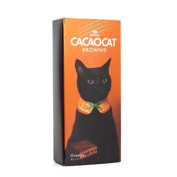 CACAOCATのブラウニーに新フレーバーが登場！！オレンジピールとダークチョコレートをブラウニー生地でサンドして焼き上げました。〈アーティスト・木野聡子さんとのコラボパッケージ〉手作りの首輪を絞った美しい黒猫のオリジナル写真作品。凛とした...