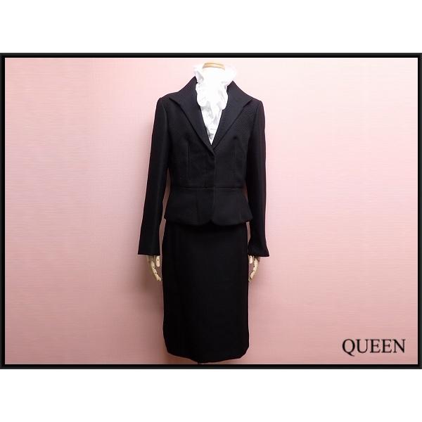 ブランド・説明Kroneクローネのスーツです。とても洗練された印象ですね。素敵にお使い頂けると思います。気になる方は是非ご検討下さい。サイズ表記　13　　　実寸　着丈51.5cm　身幅47.5cm　肩幅40cm　袖丈61cm　ウエスト70c...