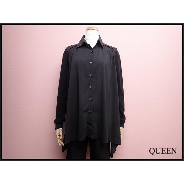 ブランド・説明KYOKO HIGAキョウコヒガのブラウスです。後身頃と袖がニットの切替えデザインです。素敵にお使い頂けると思います。気になる方は是非ご検討下さい。サイズ表記　M　　　実寸　着丈70cm　身幅51cm　肩幅37cm　袖丈63c...