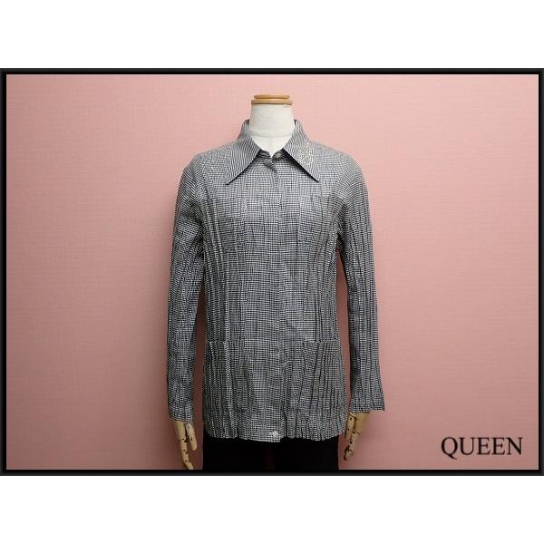 ブランド・説明Kunio Satoクニオサトウのプリーツシャツです。衿に足跡の刺繍が施されています。とてもかわいいデザインですね。素敵にお使い頂けると思います。気になる方は是非ご検討下さい。サイズ表記　M　バスト79-87　身長154-16...