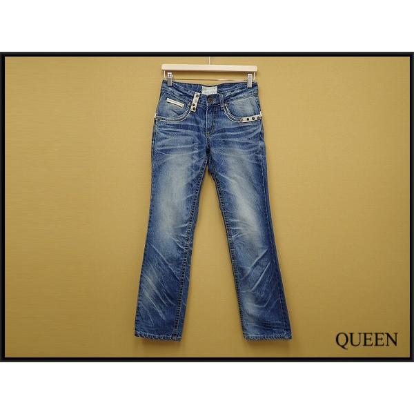 ブランド・説明LOLITA JEANSロリータジーンズのジーンズです。とても雰囲気のあるデザインですね。素敵にお使い頂けると思います。気になる方は是非ご検討下さい。サイズ表記　S　　　実寸　ウエスト74cm　股下80cm　股上22cm　わた...