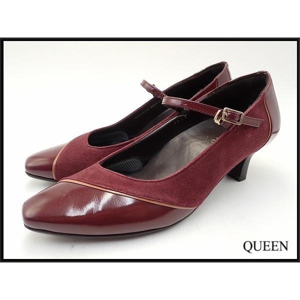 ブランド・説明GIROジーロのストラップパンプスです。とても上品な印象ですね。素敵にお使い頂けると思います。気になる方は是非ご検討下さい。サイズ表記　24.5cm　EE　　実寸　24.5cm　　ソールの高さ4.5cm　　アウトソールの最大幅...