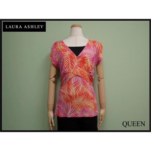 ブランド・説明LAURA ASHLEYローラアシュレイのカットソーです。ボタニカル総柄デザインです。素敵にお使い頂けると思います。気になる方は是非ご検討下さい。サイズ表記　UK14　　　実寸　着丈60cm　身幅44cm　肩幅39cm　袖丈1...