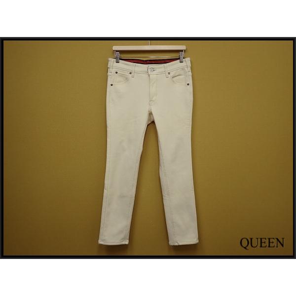 ブランド・説明EDWINエドウィン・ジャージーズの裏起毛ジーンズです。シンプルで使いやすそうなデザインです。素敵にお使い頂けると思います。気になる方は是非ご検討下さい。サイズ表記　L　　　実寸　ウエスト82cm　股下72cm　股上24cm　...