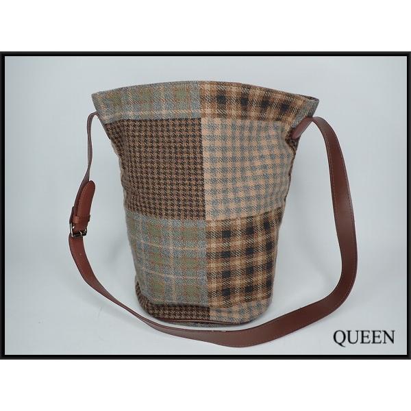 ブランド・説明An American In ParisAIPのバケツショルダーバッグです。口は留め具などは付かないシンプルな作りです。素敵にお使い頂けると思います。気になる方は是非ご検討下さい。サイズ実寸　横20.5cm　縦31.5cm　幅...