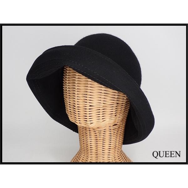 ブランド・説明Papillionパピヨンのウールハットです。かぎ針編みフラワーのブローチ付き、とても上品な印象ですね。素敵にお使い頂けると思います。気になる方は是非ご検討下さい。サイズ表記　なし(サイズ表記がありません。下記実寸を参考にして...