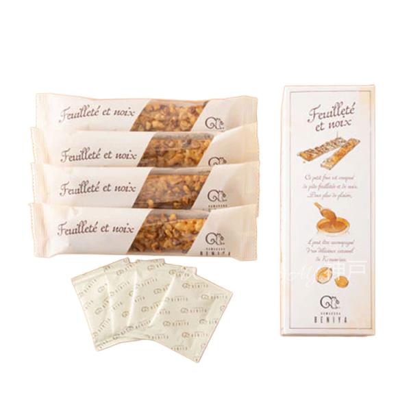 【商品概要】鎌倉紅谷クルミとパイ（4本入）〜クルミッ子キャラメルソースを添えて〜【内容量】クルミとパイ（4本入）特定原材料等：［パイ］くるみ・小麦・卵・乳成分●アーモンド、オレンジ、ごま、大豆、バナナ、マカダミアナッツ、りんご、ゼラチンを含...